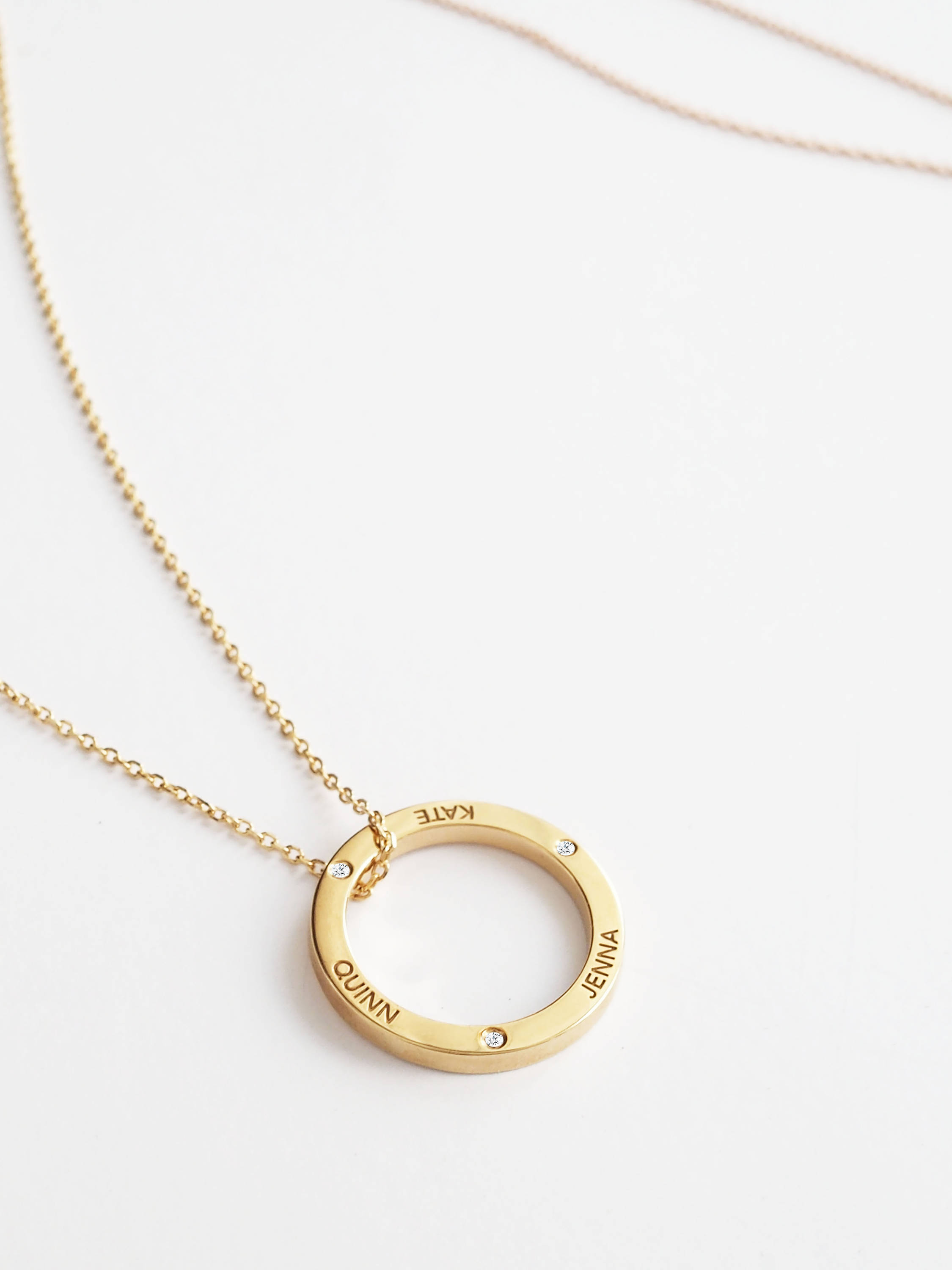 Linked Circle Necklace - Family Necklace - Custom Children Name Necklace - Mother's Day Gift - HN18