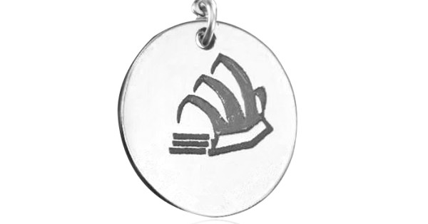 Personalised Sydney Opera House Charm - AMAZINGNECKLACE.COM